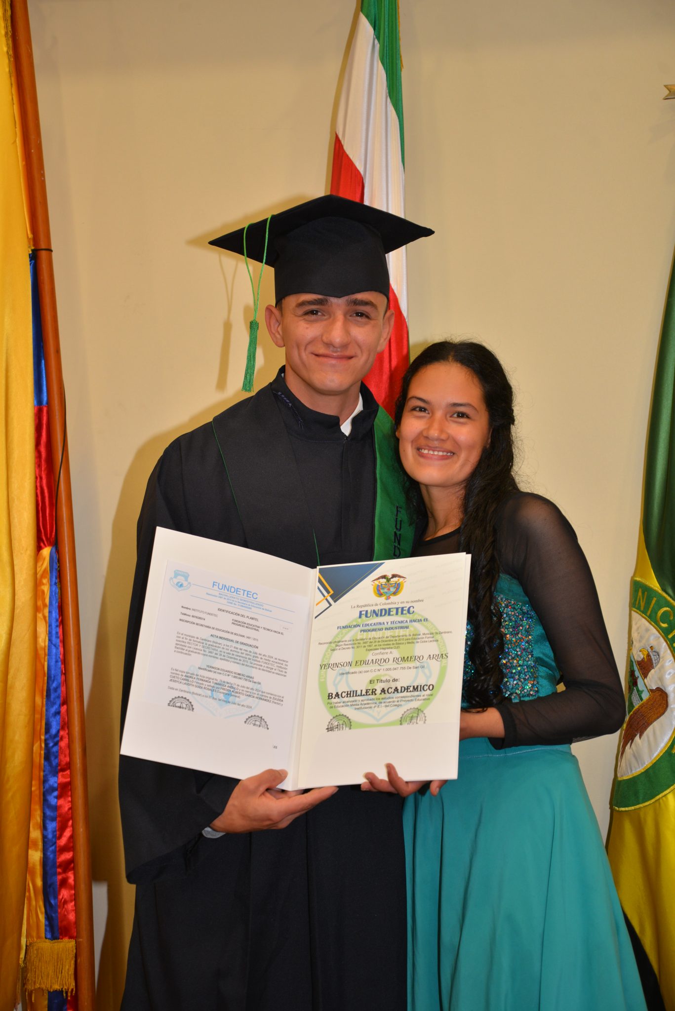 NUESTRO COLEGIO - FUNDETEC